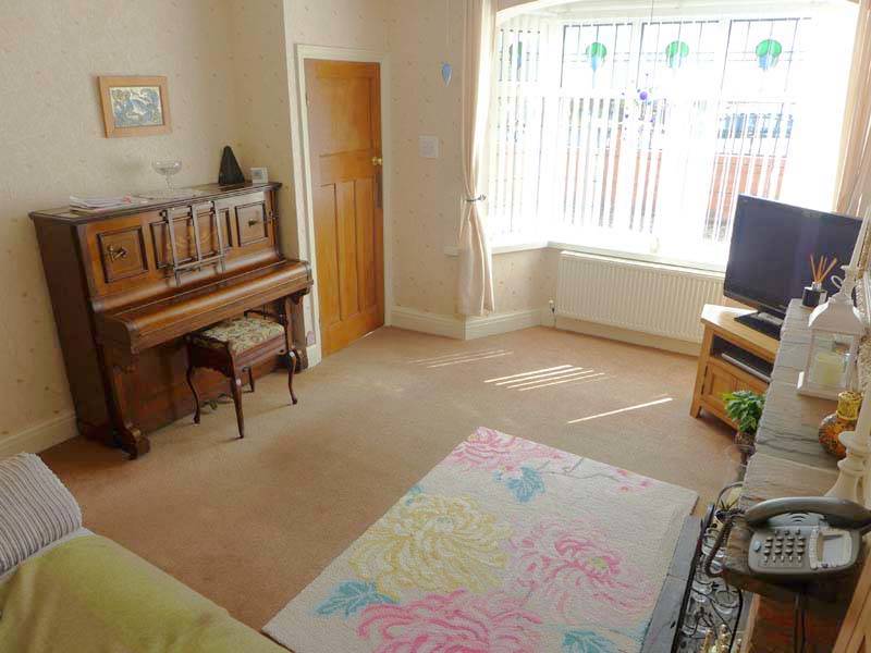 MANOR ROAD - FLEETWOOD - FY7 7LJ