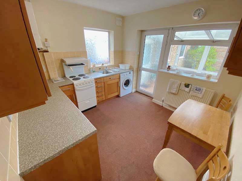 £145,000 - ELMWOOD DRIVE - THORNTON CLEVELEYS - FY5 4NE