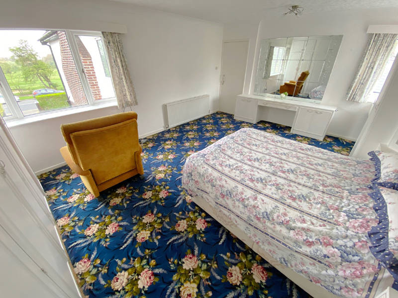 OIEO £525,000 - NORTH PARK DRIVE - BLACKPOOL - FY3 8NH