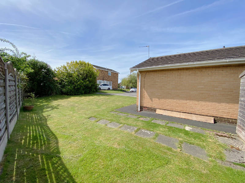 OIEO £200,000 - STONEYHURST AVENUE - THORNTON CLEVELEYS - FY5 5HD